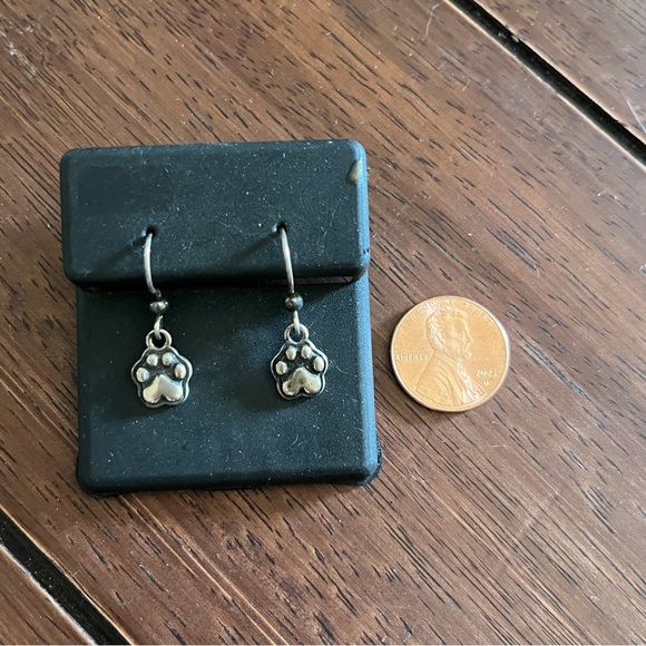 Dazzling Paws Jewelry | Jewelry | New Sterling Silver Paw Print Dangle ...